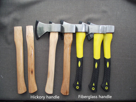 China 600G Forged carbon steel Plastic/Wood Handle Working Axe in Hand Tools (XL0136-8) supplier