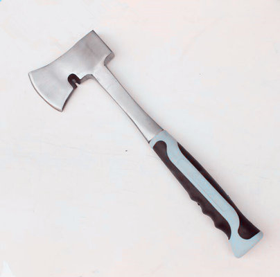 China 500g stee Axe(XL0144), polishing surface and rubber tube handle, durable and safe hand cutting tools supplier