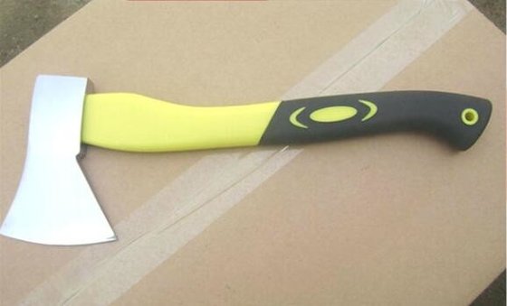 China 600g-2000g Axe/Hatchet(XL0143) with polishing surface or powder coated surface and good price. supplier