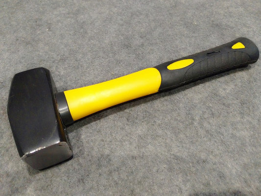 China British Type Stoning hammer(XL-0087) painted surface, rubber handle, durable and good price hand construction tools supplier